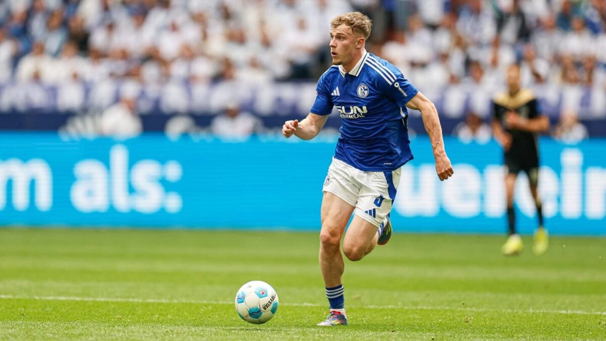 Derry John Murkin moves to FC Utrecht - Fußball