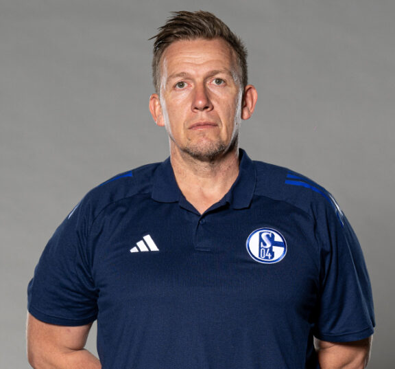 Knappenschmiede - Medizin - Physiotherapie - Schalke 04 - Fußball
